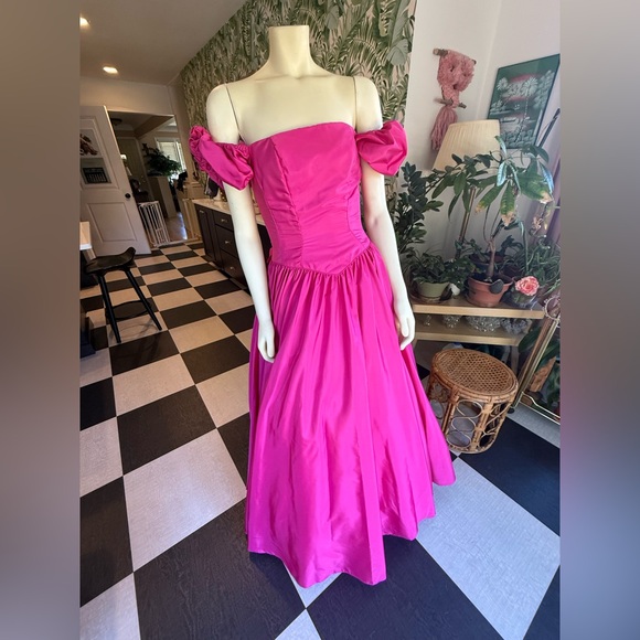 Mike Benet | Dresses | Vintage 98s Mike Benet Formals Pink Cupcake Gown ...